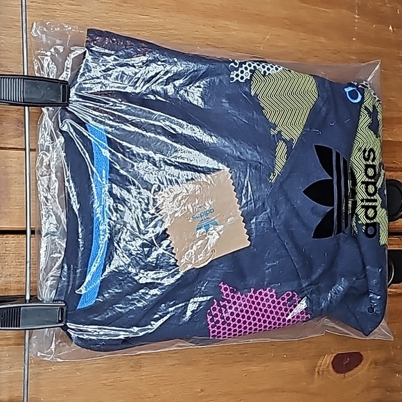 adidas | Shirts | Adidas Grn Continents World Map Graphic Tee Shirt ...